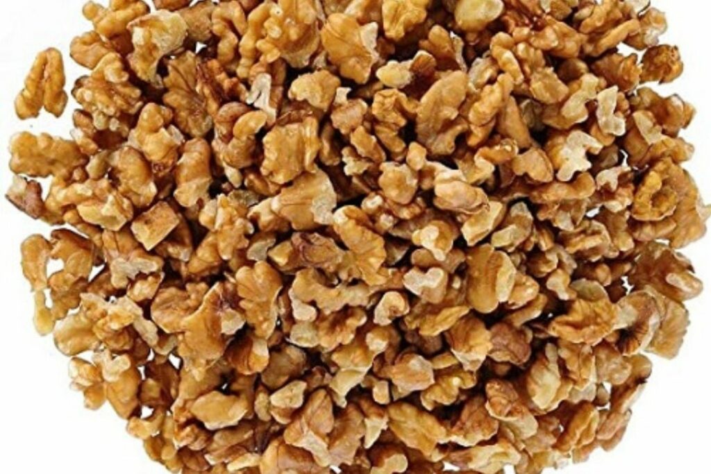 Walnut Kernels (Akhrot Giri Tukda) - ThukralFoods